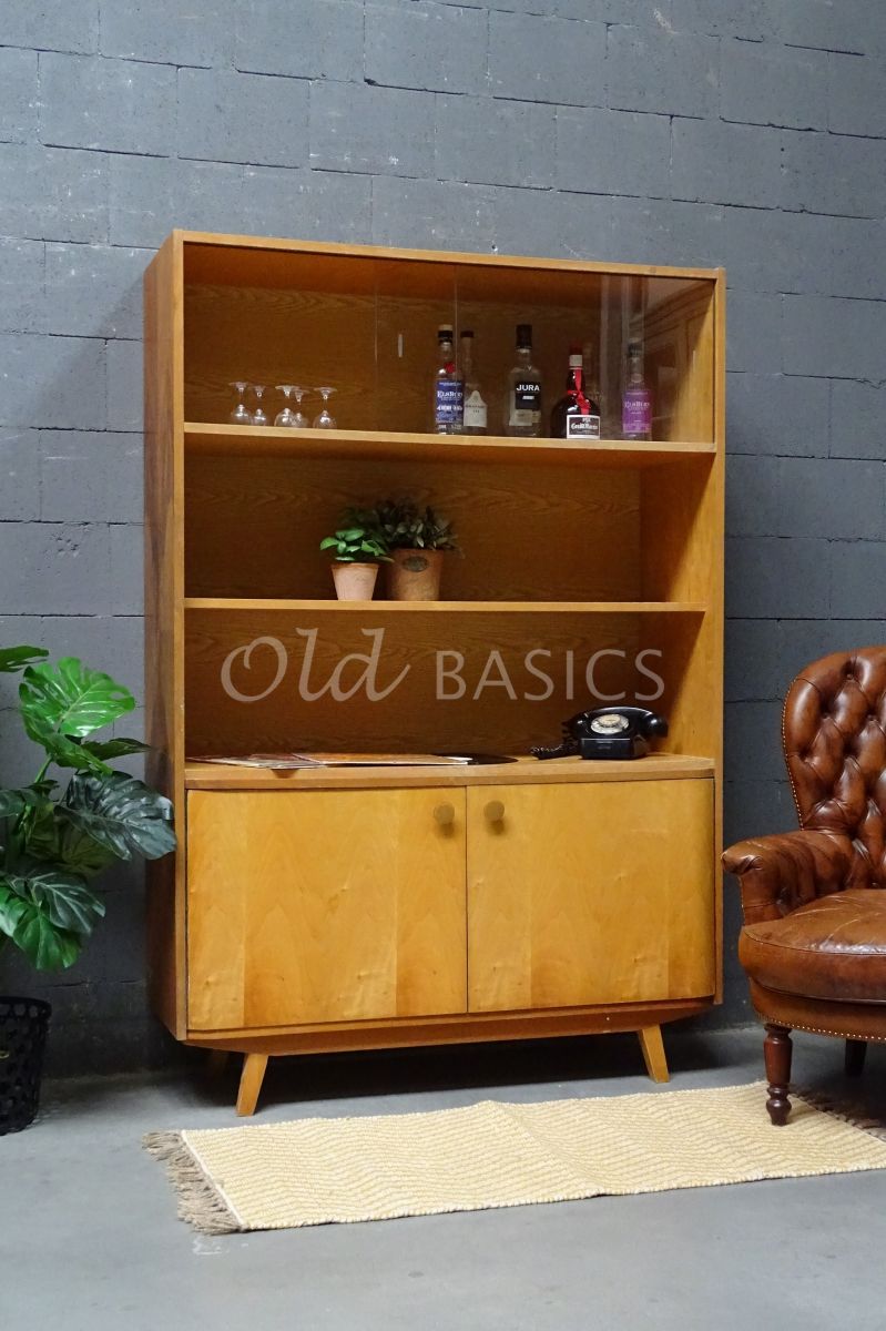 Koop jouw unieke brocante of vintage kast bij Old BASICS! | Old BASICS